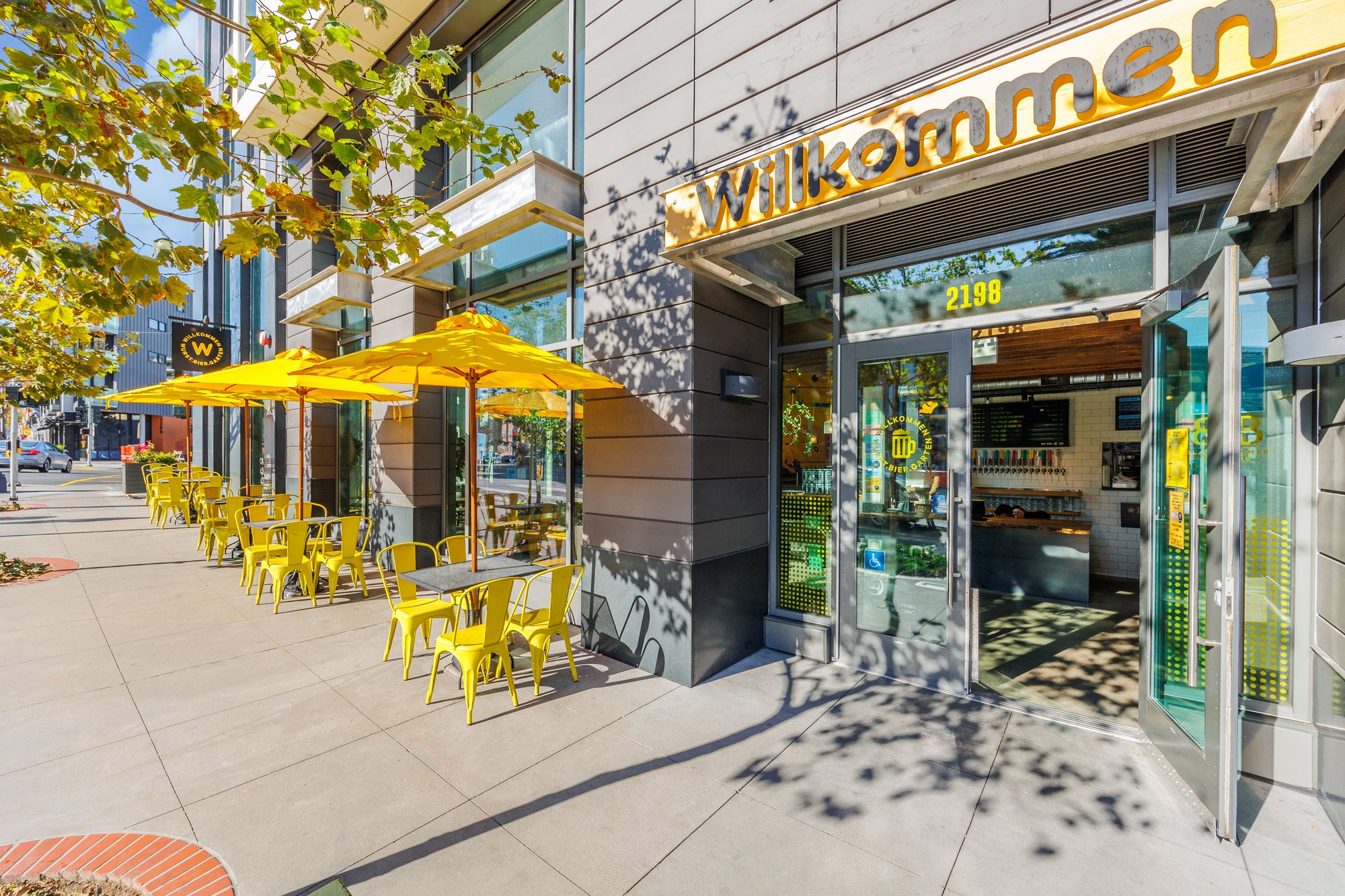 Location Castro – Black Hammer Brewing Company